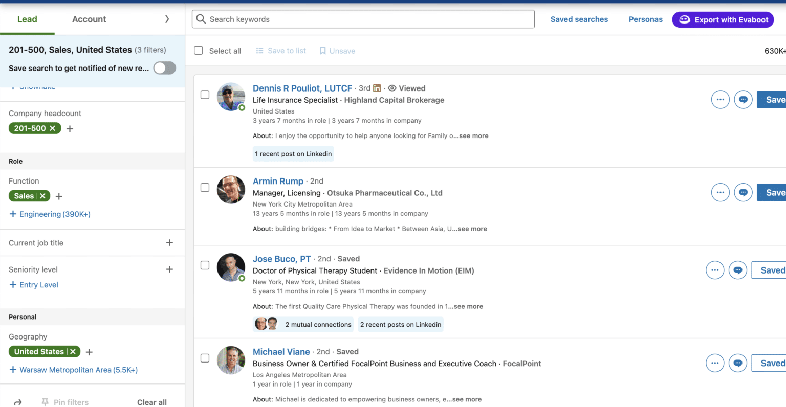 ZoomInfo VS LinkedIn Sales Navigator Comparison Guide [2025]